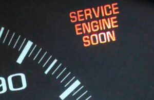 Luz de Service Engine Soon ¿Qué significa? - Motores Top 🚘